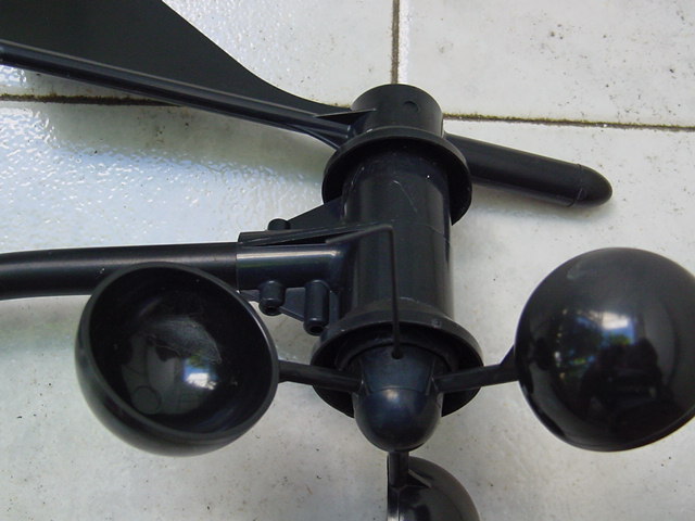 Repairing Davis Anemometer - Maufox